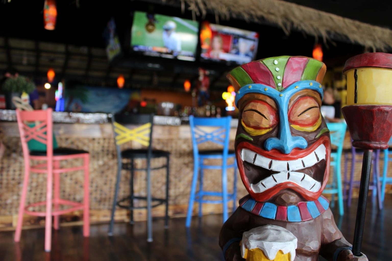 Tropical and Authentic Tiki Bars for Unforgettable Date Nights