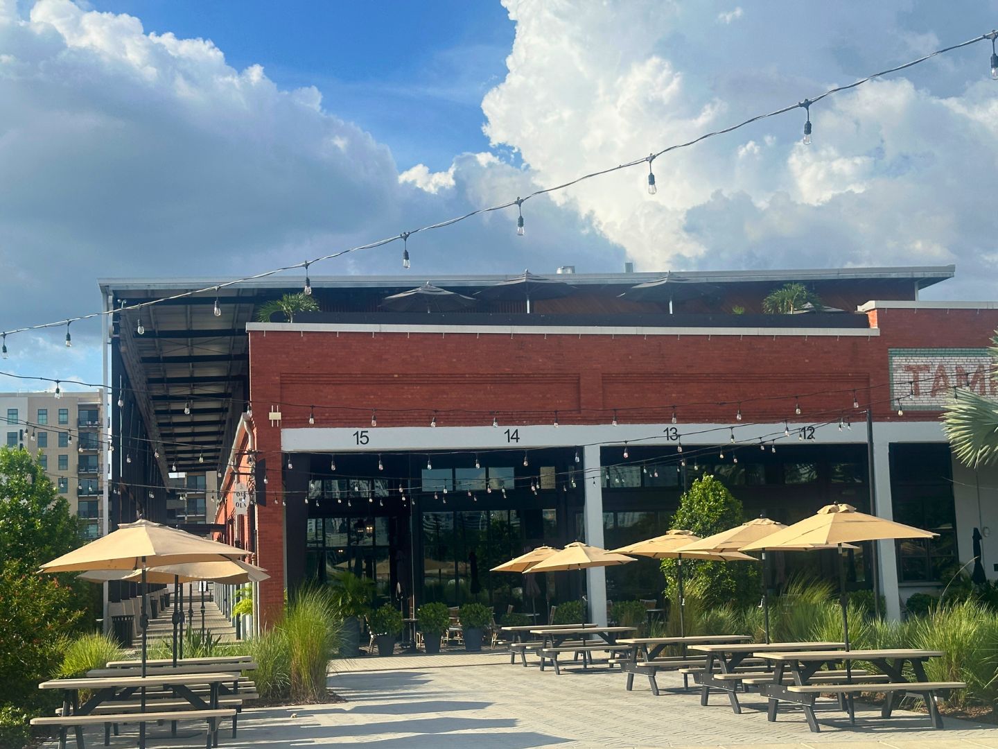 Top 10 Tampa Riverwalk Restaurants with a View for Romance